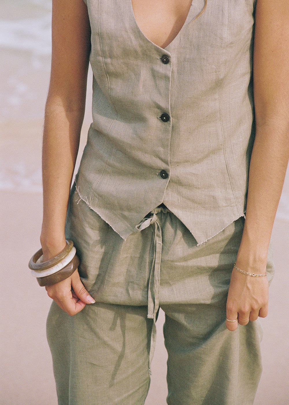 WUESTE - Shop wanderlust clothing